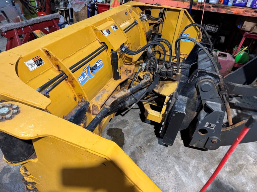 2016 HLA 10′-16′ SnowWing Snow Plow – Driven Equipment Solutions Ltd.